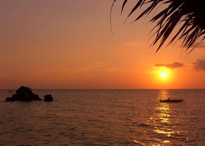 Resort Maravilla Beach Club Tabuelan - new 2026 prices, reviews, book now